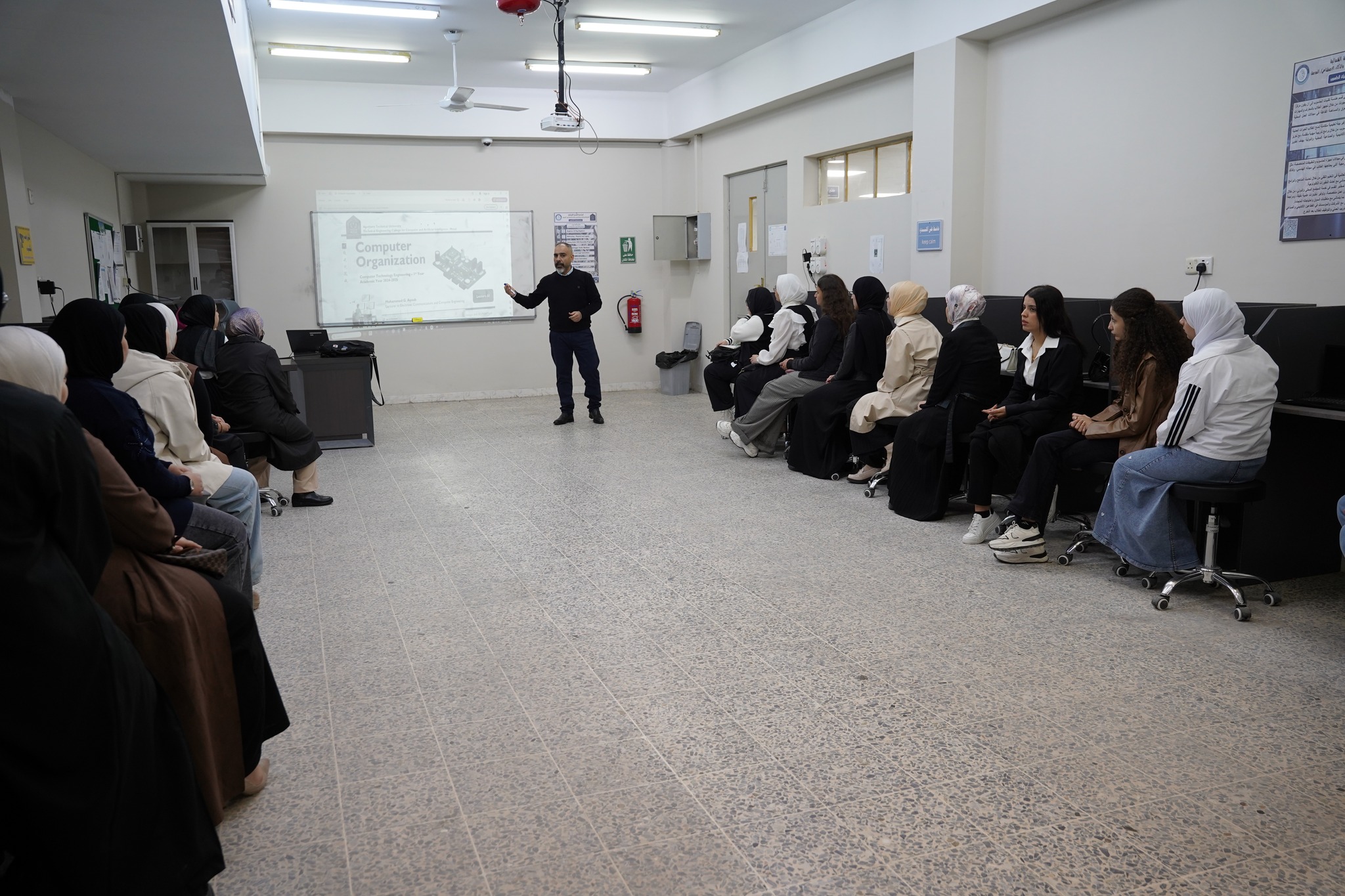 "First-year students begin morning classes as per university directives ...